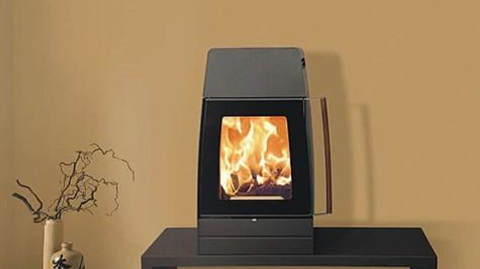 Nowe piece Austroflamm: Moby oraz Stila - Targi Progetto Fuoco Werona